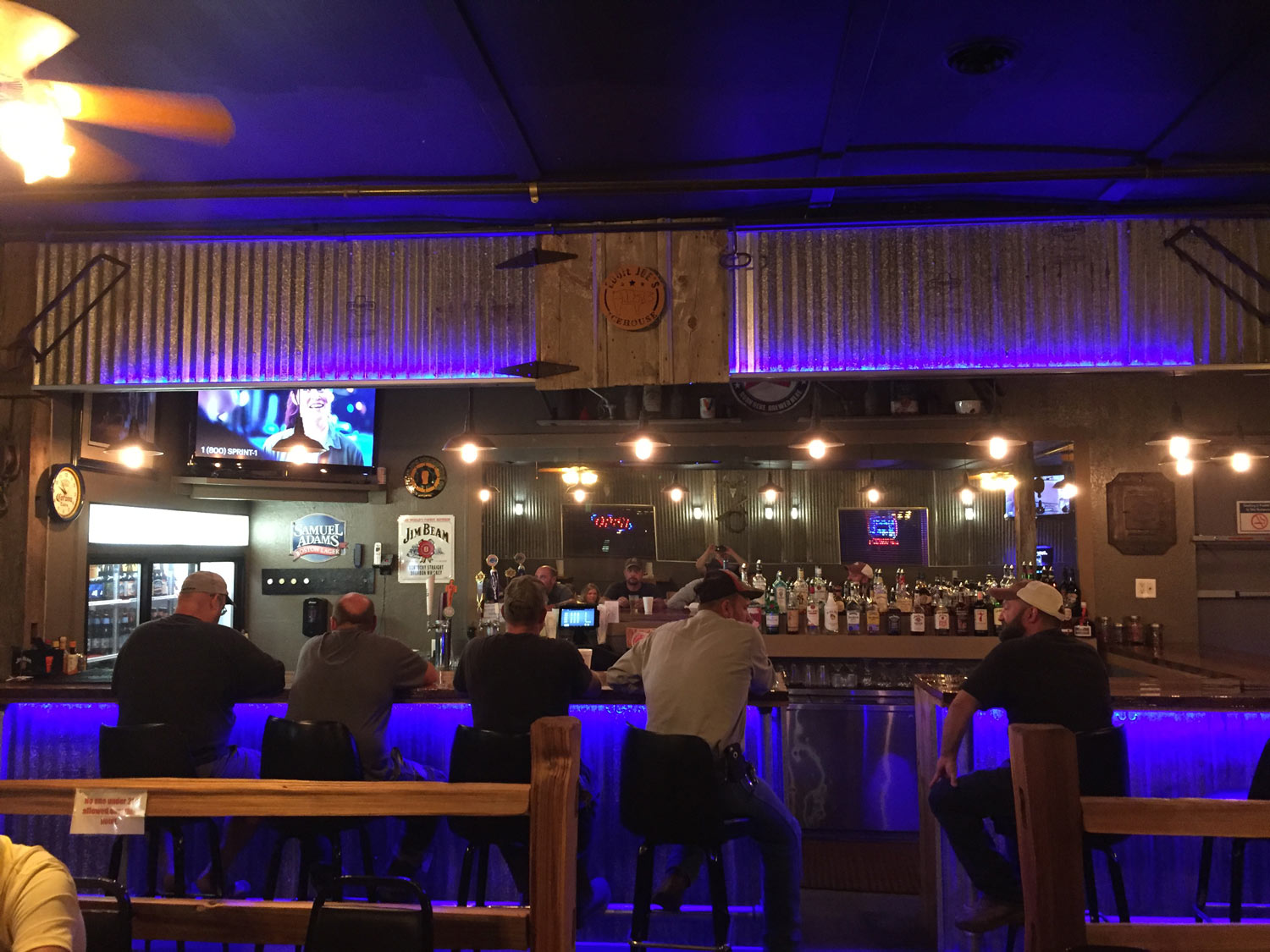 Eddie Joe’s Icehouse Brings the Heat in West Point - Tipmont Eddie Joe’s Icehouse Brings the Heat in West Point - Tipmont
